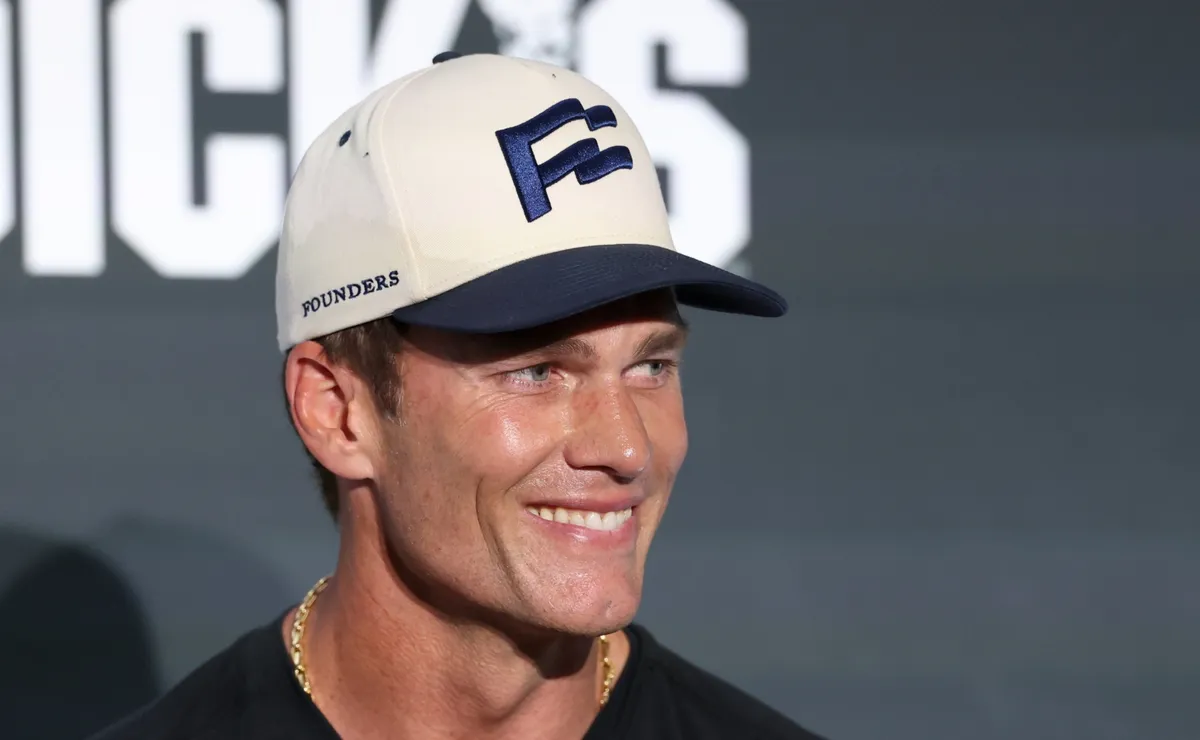 Tom Brady, Patrick Mahomes and NFL stars receive wake-up call from QB ...