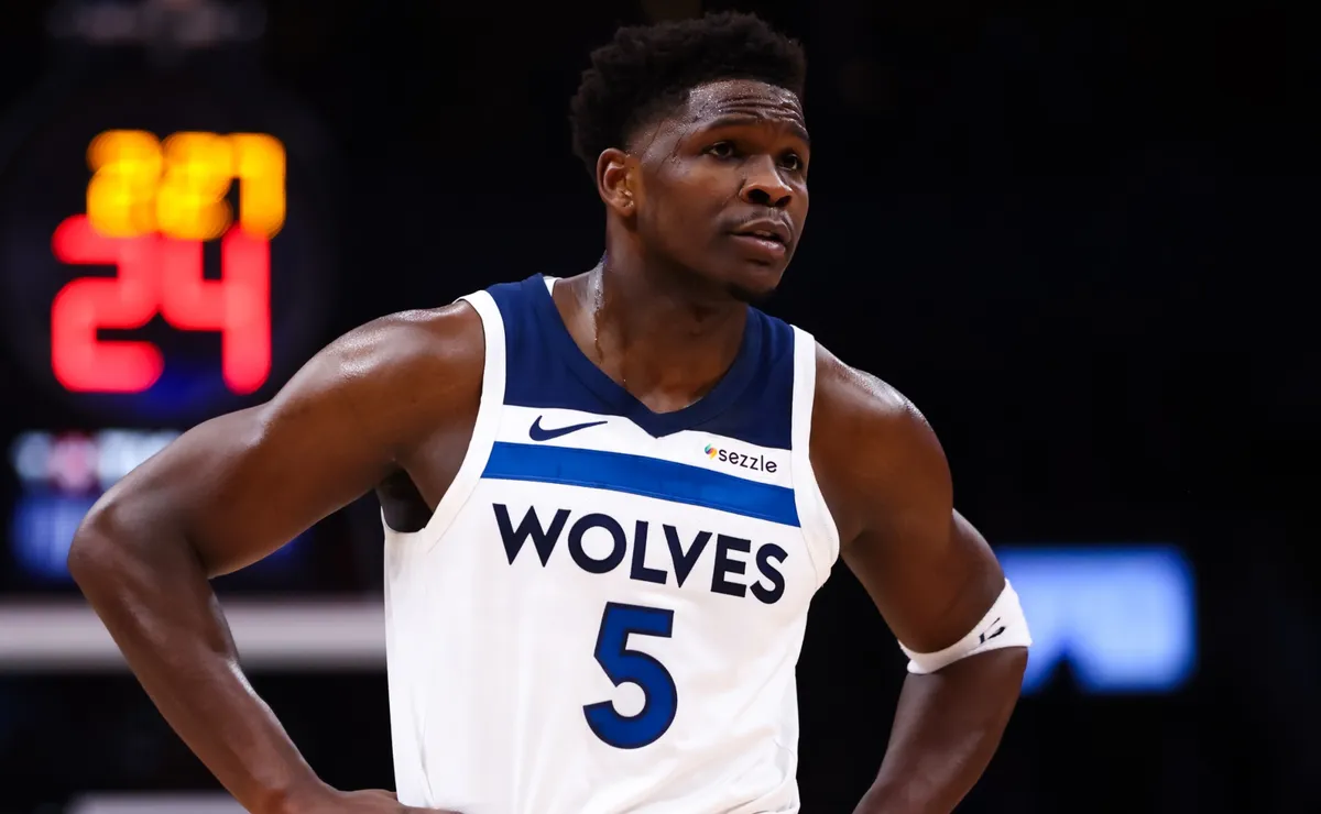 Is Anthony Edwards playing today, April 2, for Timberwolves vs Pistons ...