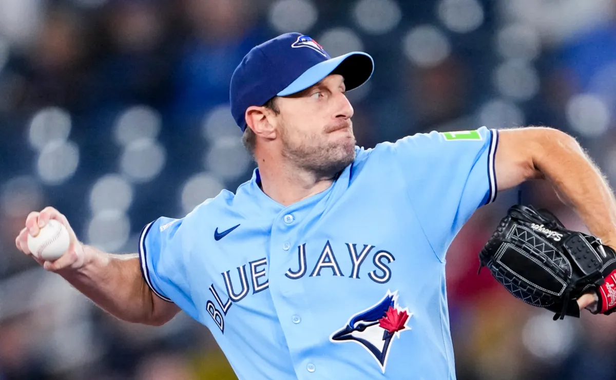 Blue Jays' Max Scherzer reveals why he couldn't take a risk after early ...
