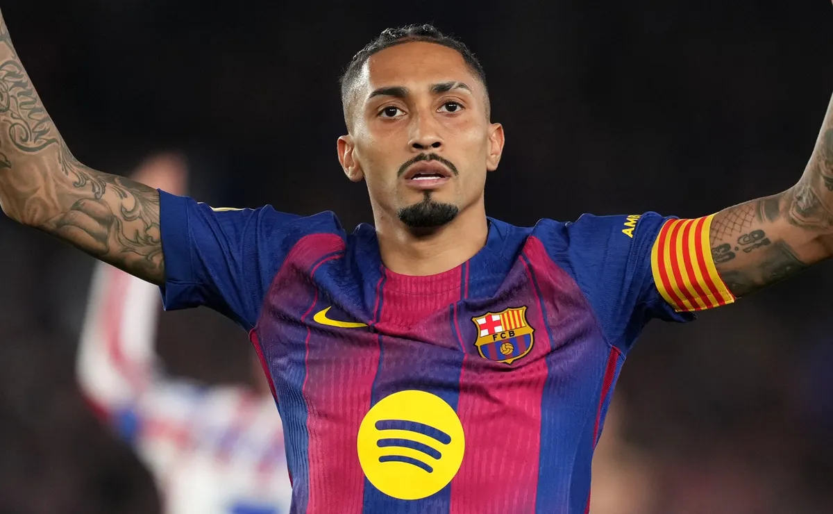 Why is Raphinha not playing for Barcelona vs Espanyol in 2025-26 LaLiga ...
