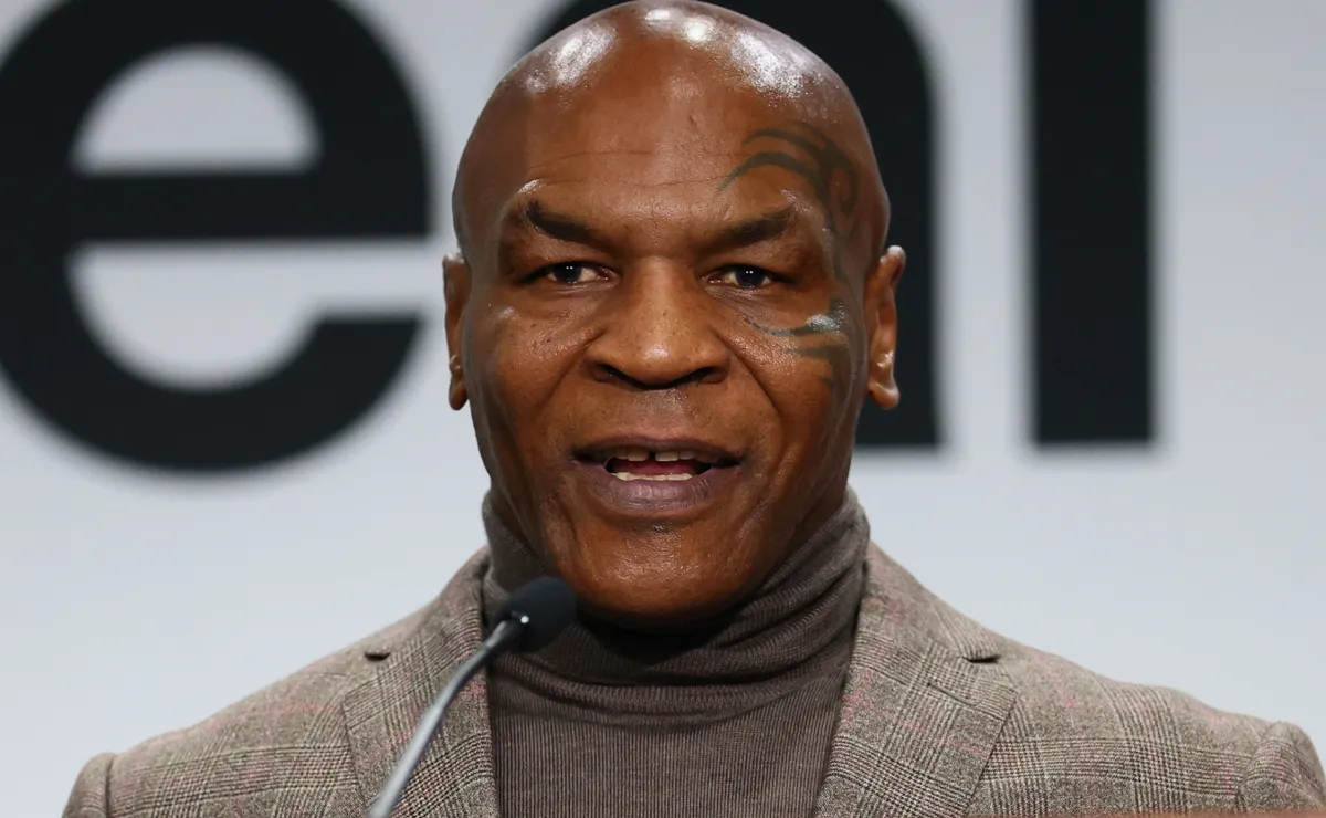 Mike Tyson vs Floyd Mayweather exhibition remains uncertain after ...