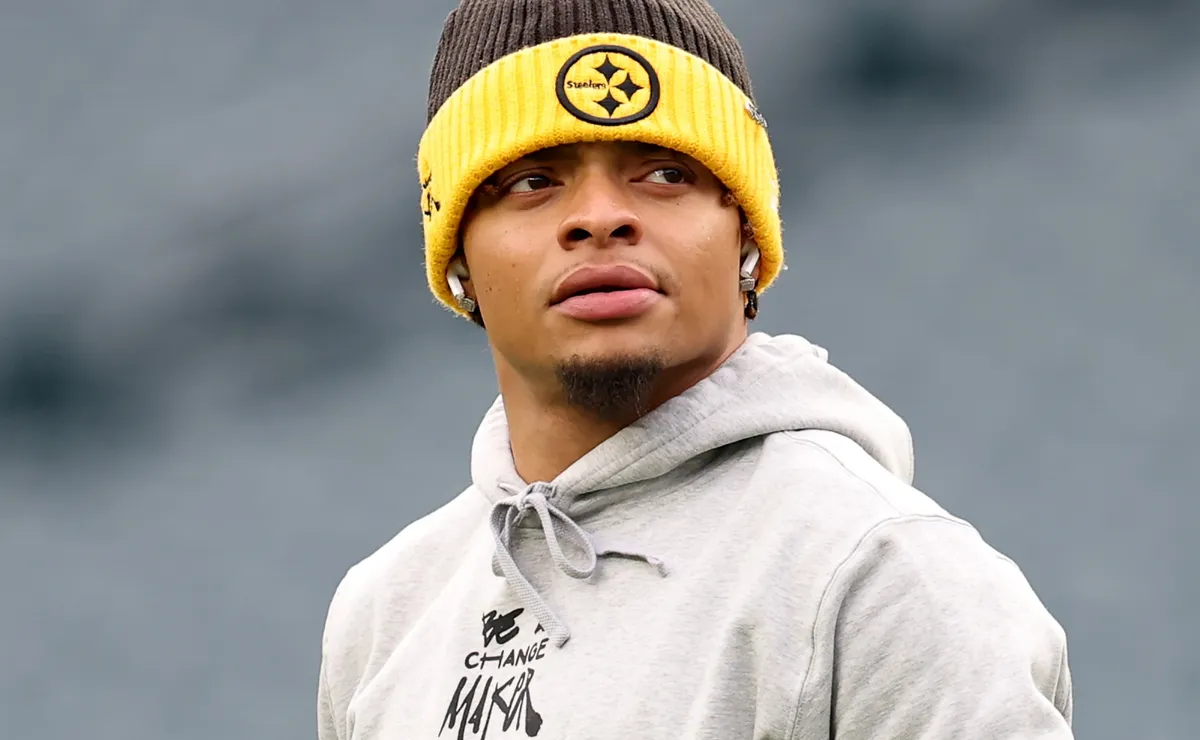 Justin Fields sees similarity between Chiefs, Steelers after joining ...