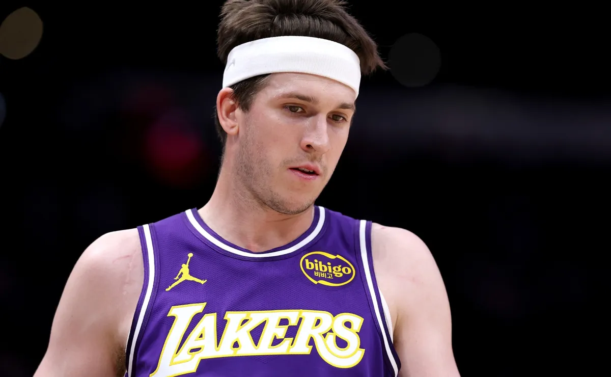 Austin Reaves reveals what LeBron James told him after missed game ...