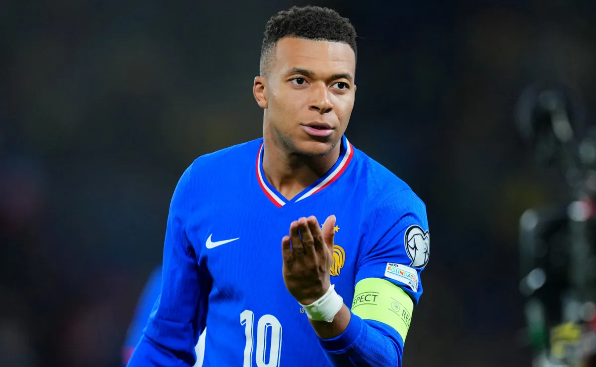 Mbappe headlines France's 2026 World Cup roster without 14 members from ...