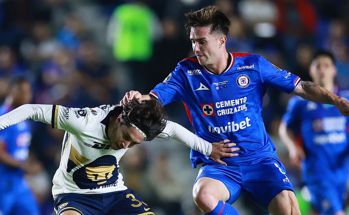 Cruz Azul and Pumas UNAM play to tense 0-0 draw in Liga MX 2026 ...
