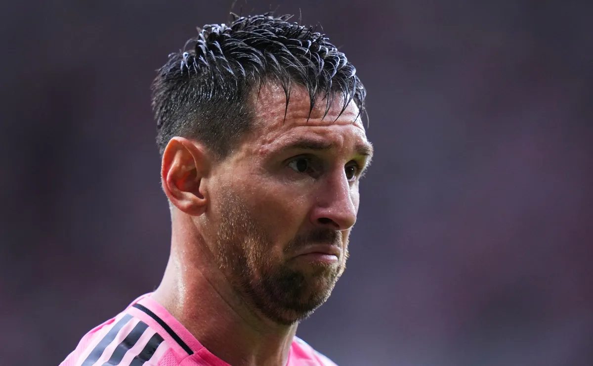Lionel Messi raises alarms: Inter Miami star straight to locker room in ...