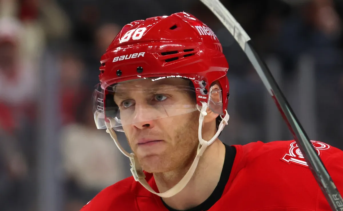 Red Wings will reportedly re-sign Patrick Kane but let four other ...