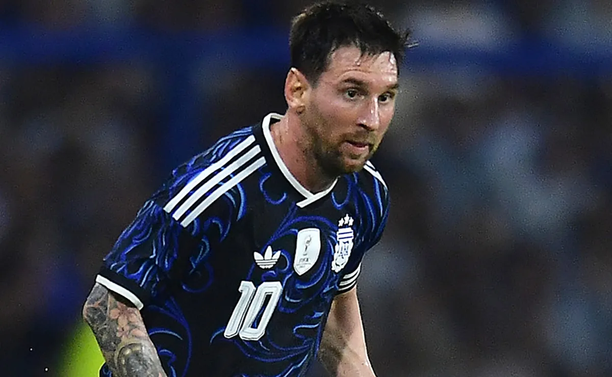 Argentina roster for pre-World Cup friendlies to include more than 30 ...