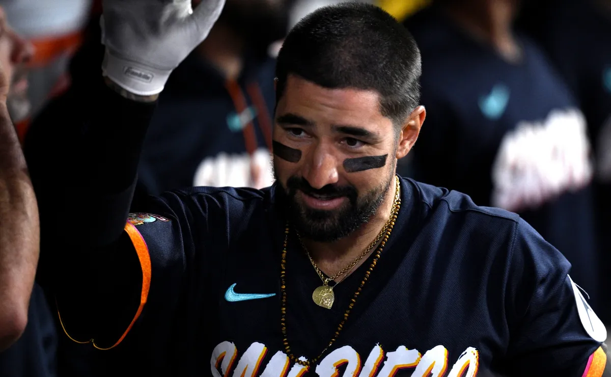 Padres' Nick Castellanos speaks out on Phillies’ shift to Don Mattingly ...