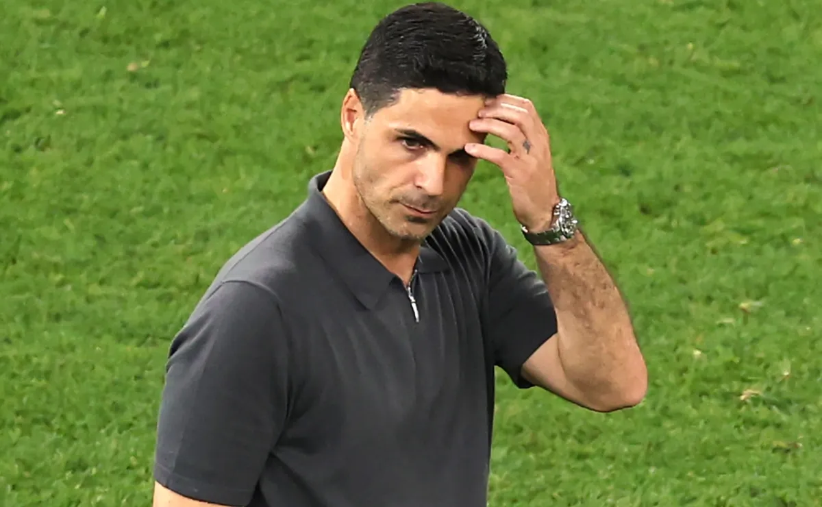 Mikel Arteta suggests Arsenal were affected by refs but calls Luis ...