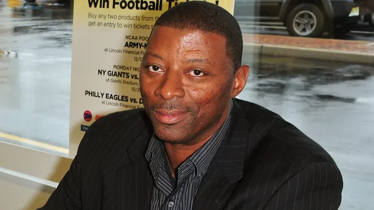 NY Giants legend Carl Banks 'confident' on Super Bowl chances under ...