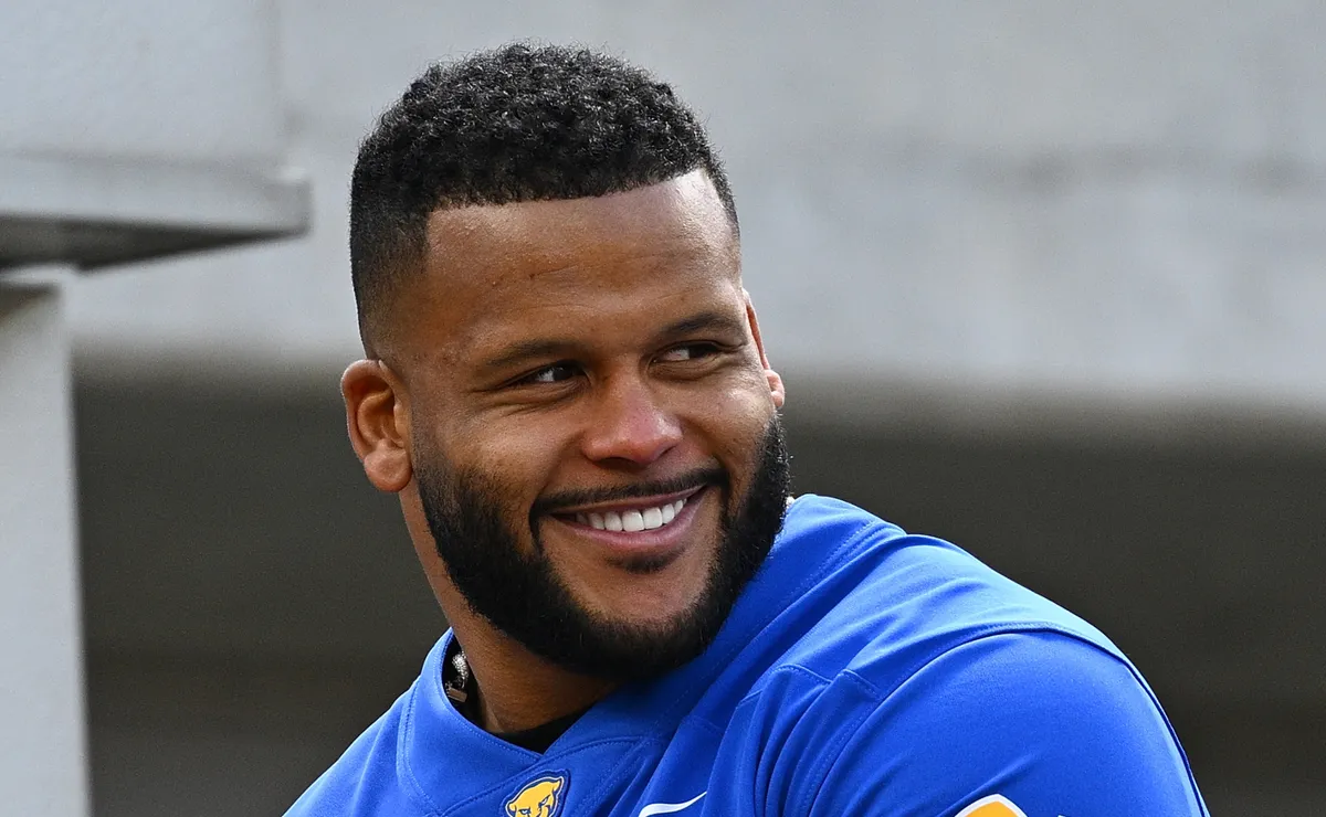 Rams' Sean McVay hints at a potential Aaron Donald return after the ...