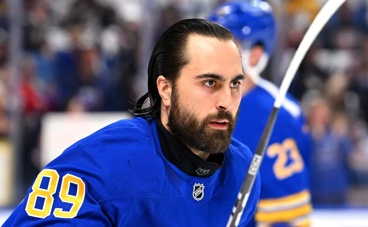 NY Rangers face double-edged sword as Alex Tuch reportedly heads to ...