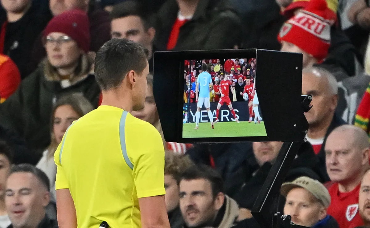 How will VAR and semi-automated offside technology work at the 2026 ...