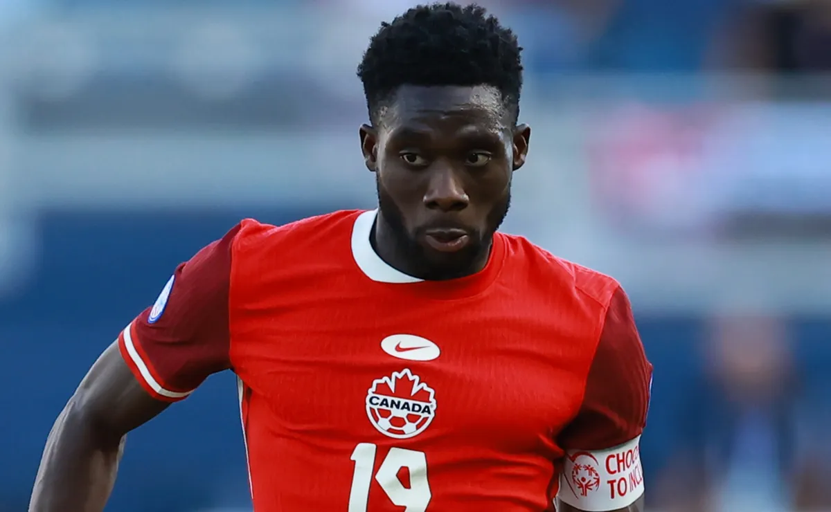 Why isn't Alphonso Davies starting today for Canada vs Qatar at the ...