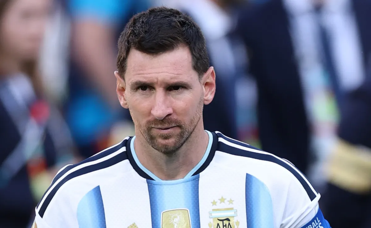 Video Lionel Messi Crying After Receiving 2026 World Cup Silver Medal video-lionel-messi-crying-after-receiving-2026-world-cup-silver-medal