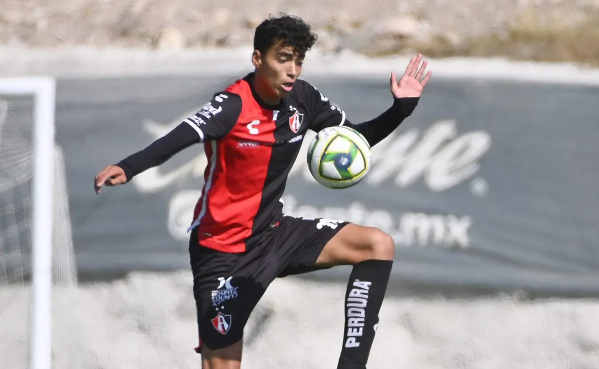 Quién es Hugo Mata, el nuevo jugador Tapatío que llega proveniente de ...