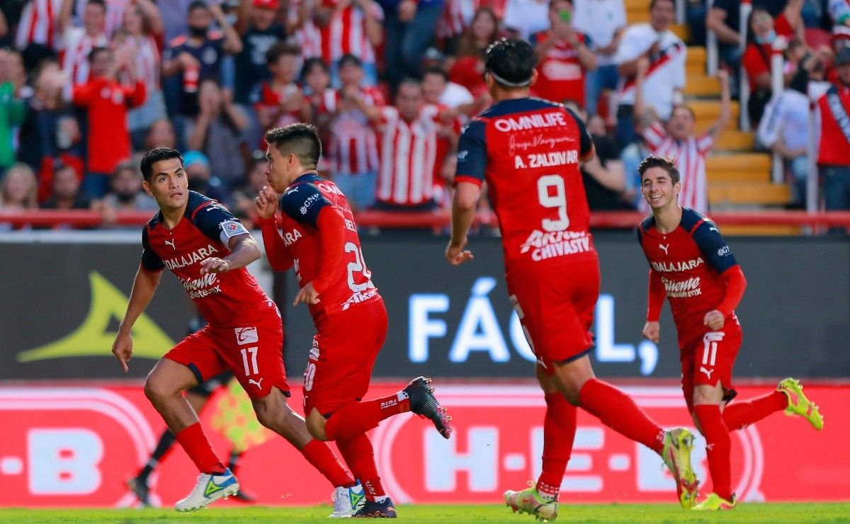¡Motivado! El emotivo mensaje que colocó un jugador de Chivas en redes ...