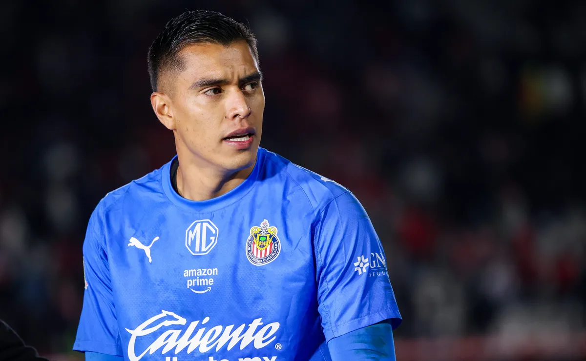 ¡Se va a ir! Raúl Rangel advierte a Chivas sobre su futuro