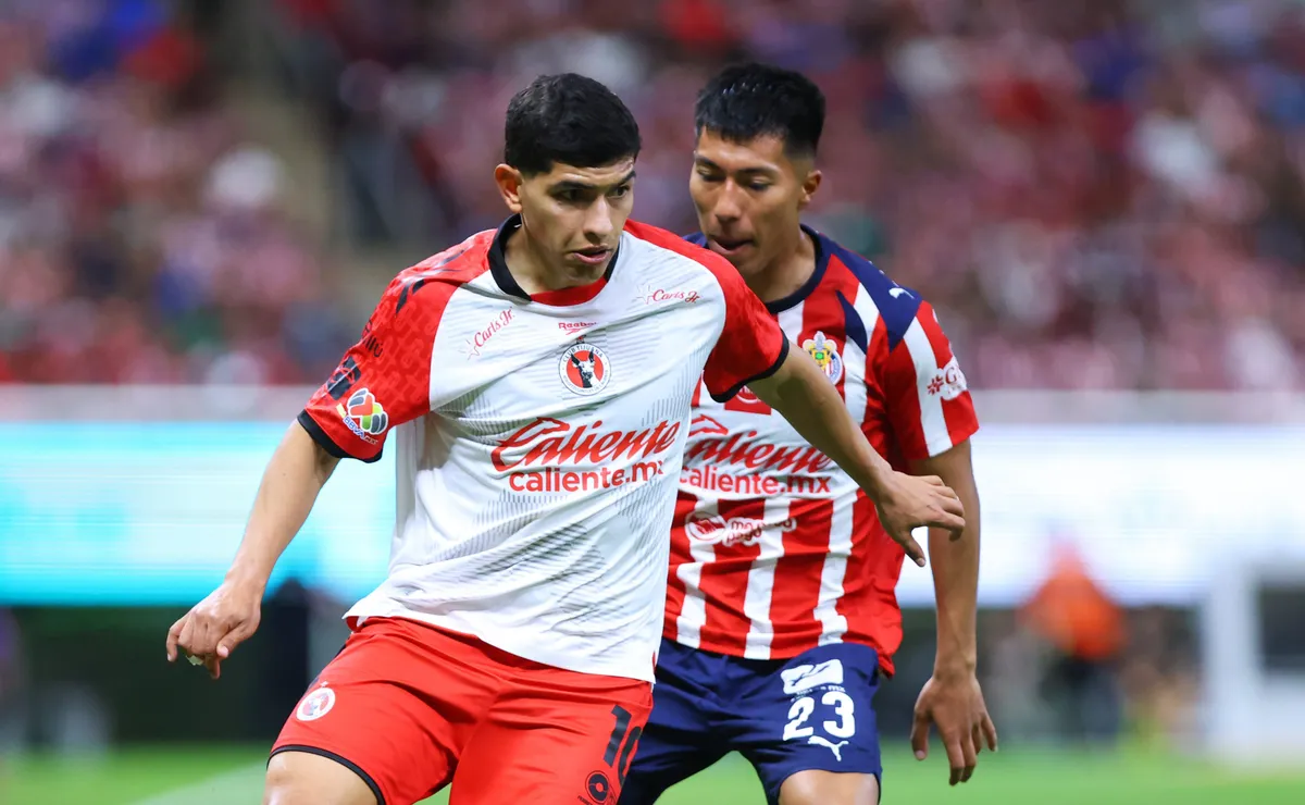 Fichaje de Kevin Castañeda a Chivas vuelve a tomar fuerza para el AP26
