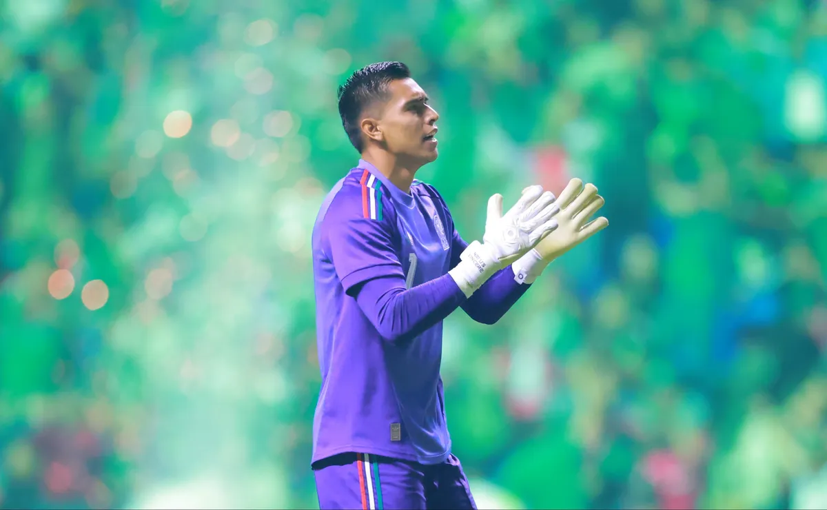 La Liga MX se rinde ante Raúl Rangel y muestra sus mejores atajadas