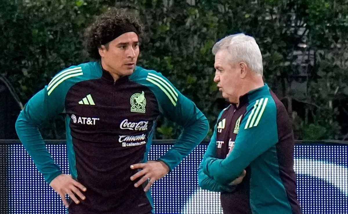 ¿Qué le pasó a Memo Ochoa? Javier Aguirre detalla el momento