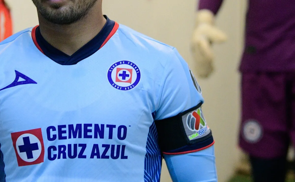 Juan Escobar designa al nuevo capitán de Cruz Azul - Vamos Azul