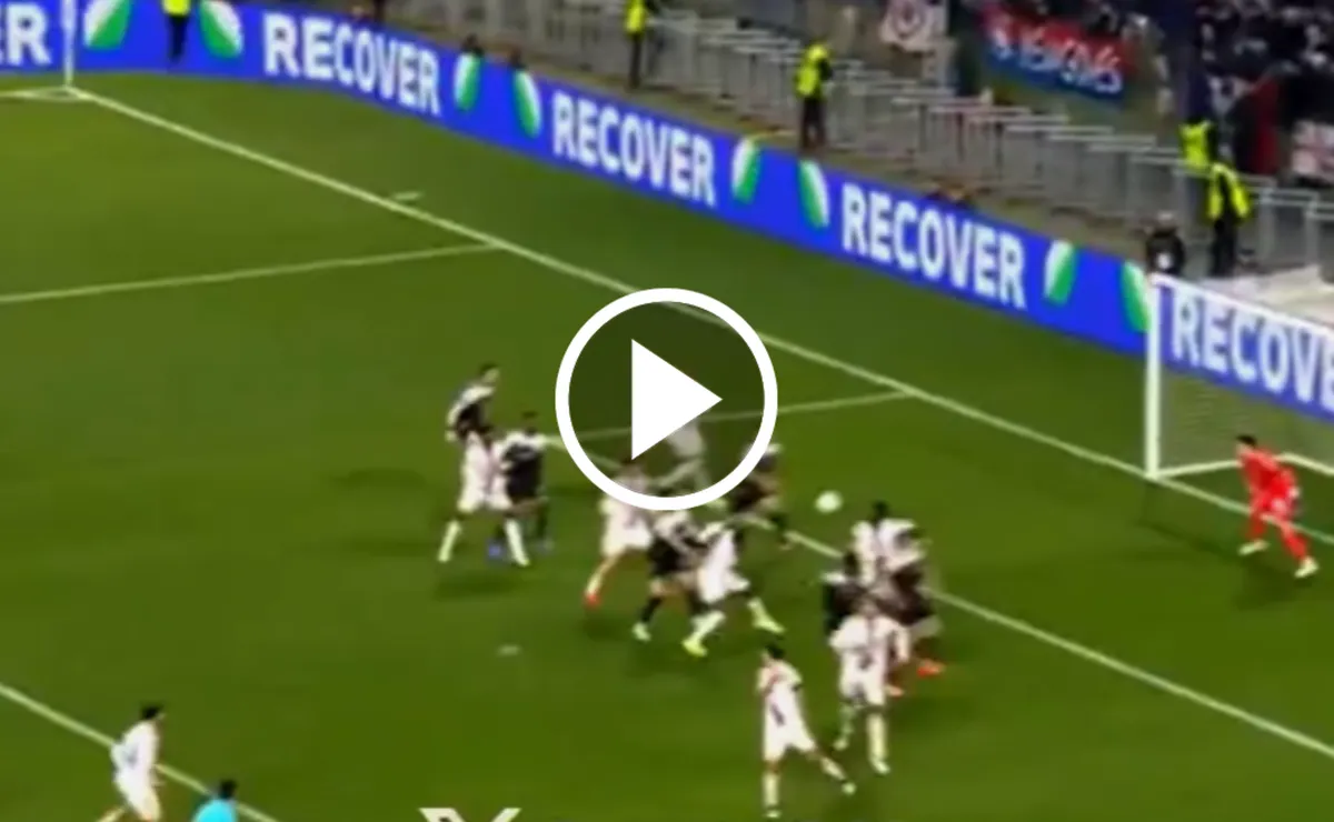 Ex Cruz Azul: Giakoumakis marcó en la derrota del PAOK ante el Lyon