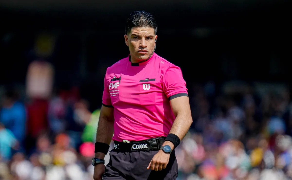 Cruz Azul vs. Chivas: Maximiliano Quintero será el árbitro del partido