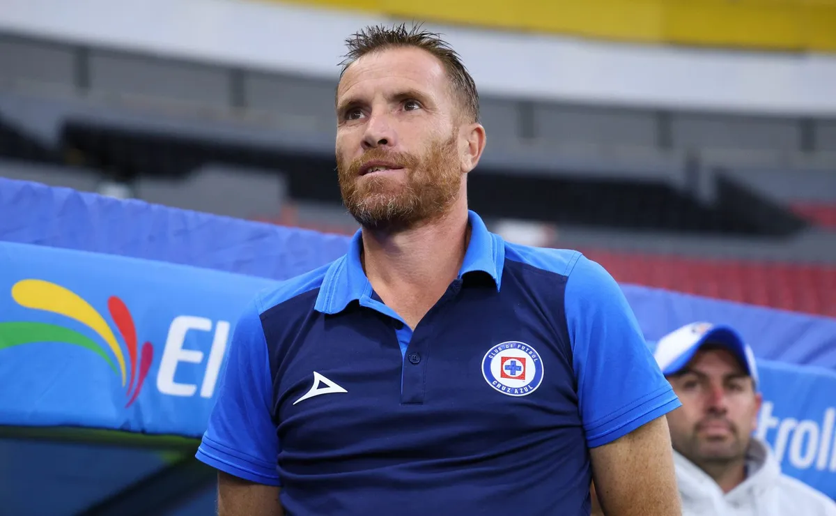 Cruz Azul femenil despide a Diego Testas y anuncia a su nuevo DT