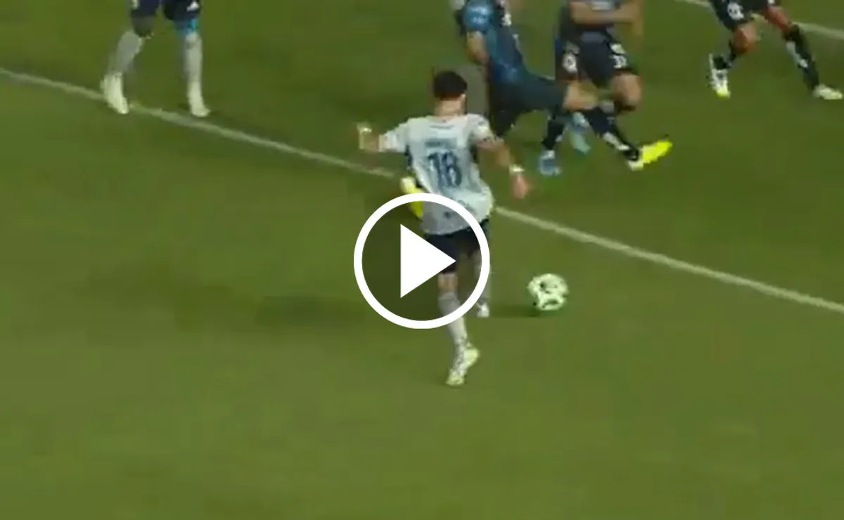 Jeremy Márquez anota de 'tres dedos' en el Cruz Azul vs. Querétaro