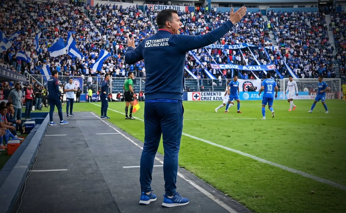 Las 4 exigencias que Cruz Azul buscaría para su próximo DT