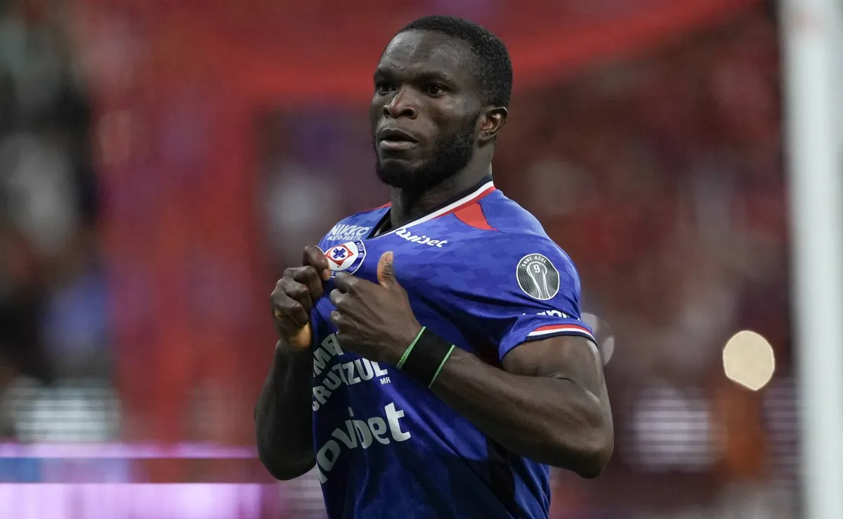 La mentalidad de Christian Ebere que enamora a todos en Cruz Azul