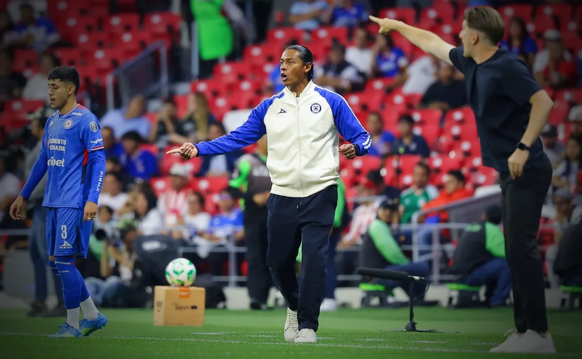 Joel Huiqui revela cómo transformó a Cruz Azul en Liga MX tras Larcamón