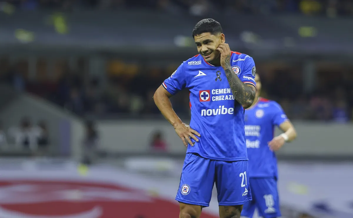 Cruz Azul define el futuro del Toro Fernández: 2 escenarios probables
