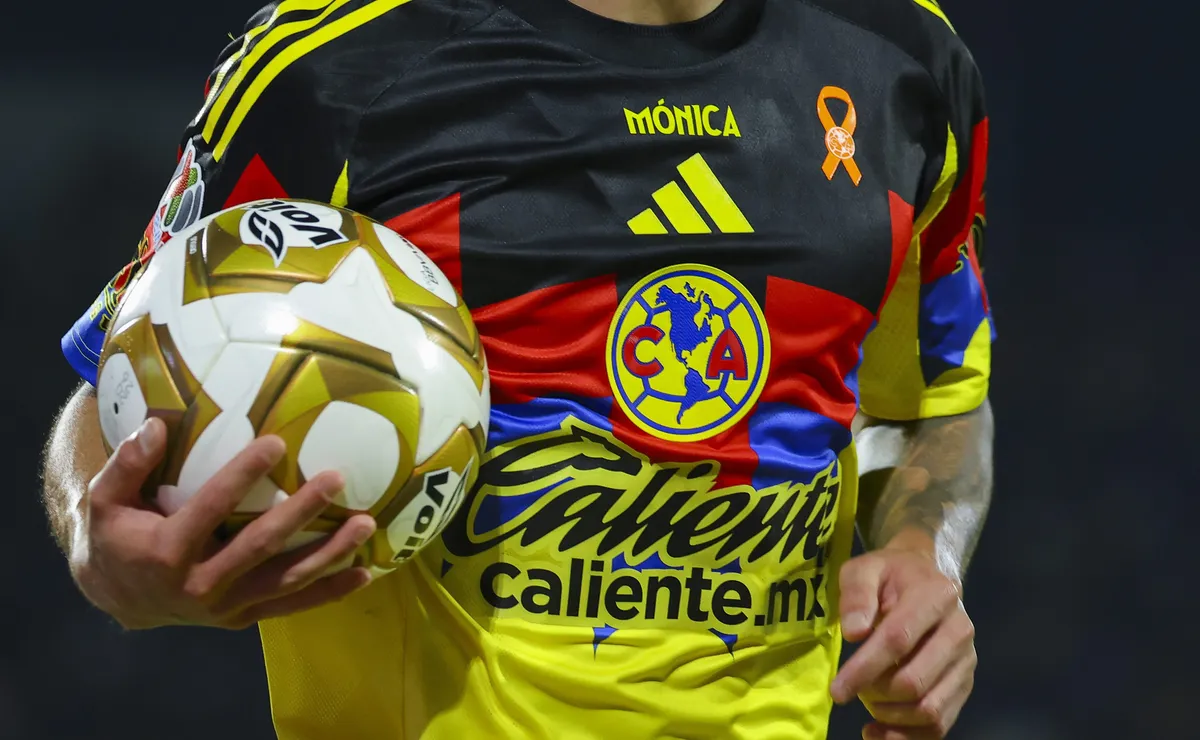 Roger Martínez explota contra el DT de Colombia por quedarse fuera del ...