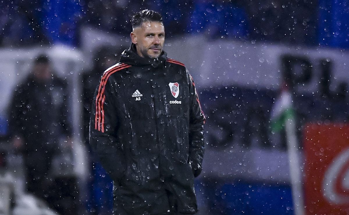 Perdieron la paciencia: los hinchas de River piden a Gallardo, Ramón ...