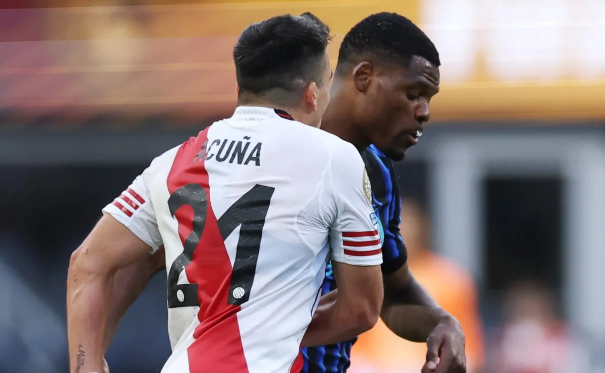 No se vio en TV: el gesto de Acuña que desató la furia de Dumfries en ...