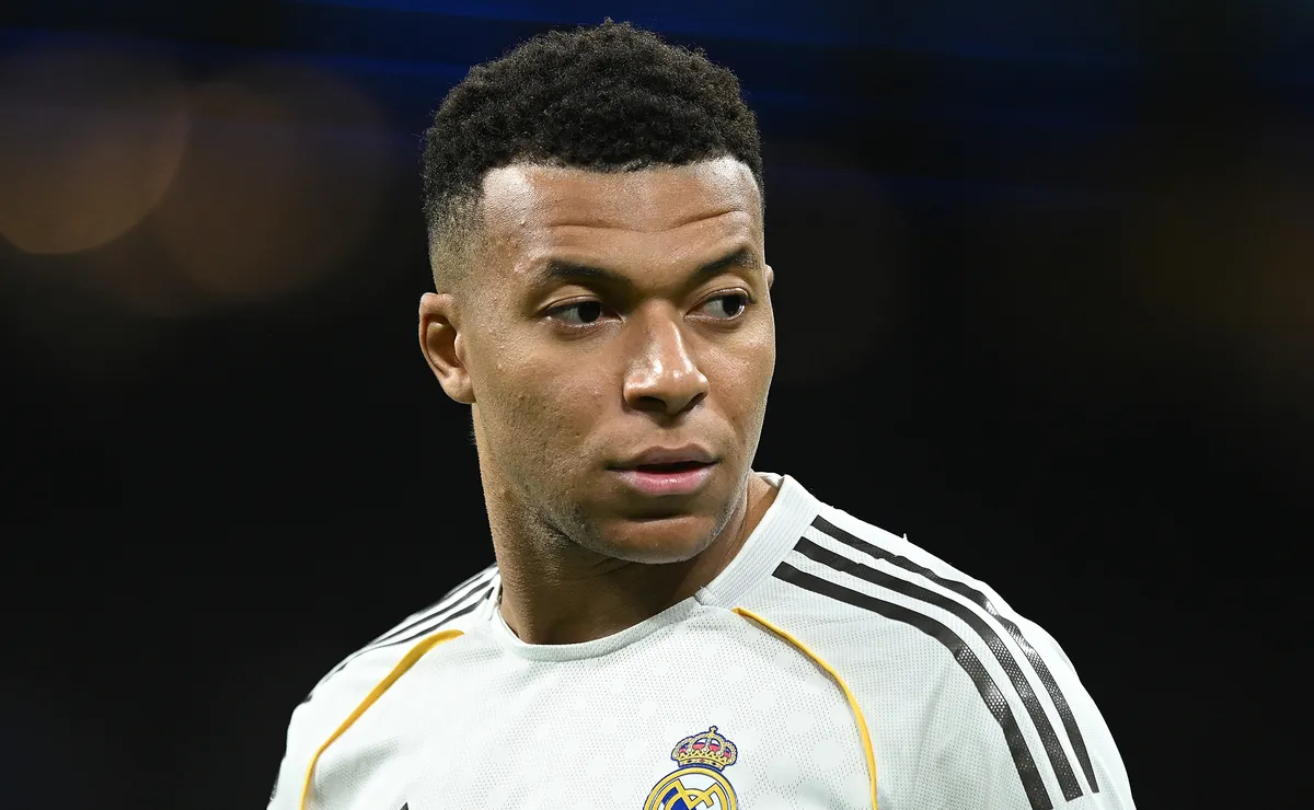 Por qué no juega Kylian Mbappé hoy vs. Barcelona por la final de la ...