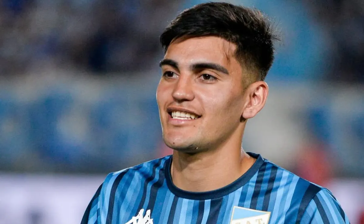 Insólito: Kevin López plantó a Colón por el llamado del entrenador de ...