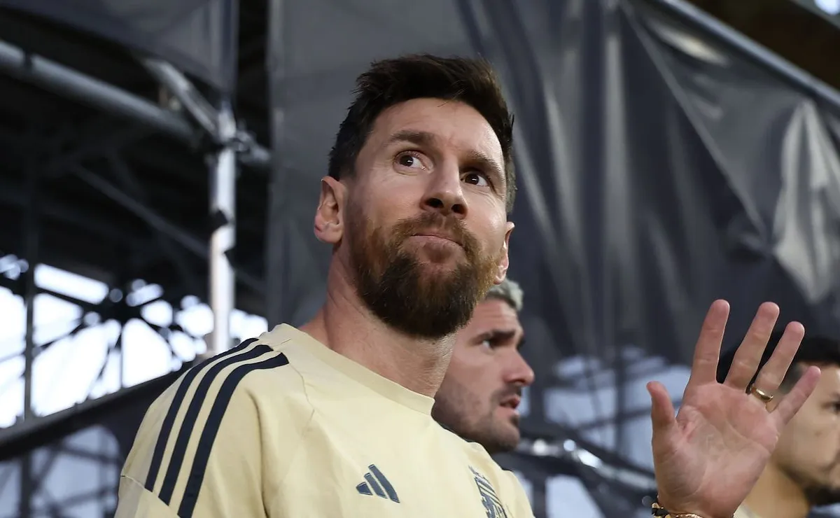 Pau Cubarsí reveló que su sueño es jugar La Finalissima contra Messi ...
