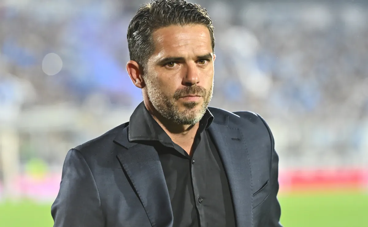 Fernando Gago recibió una oferta para ser el nuevo DT de Universidad de ...