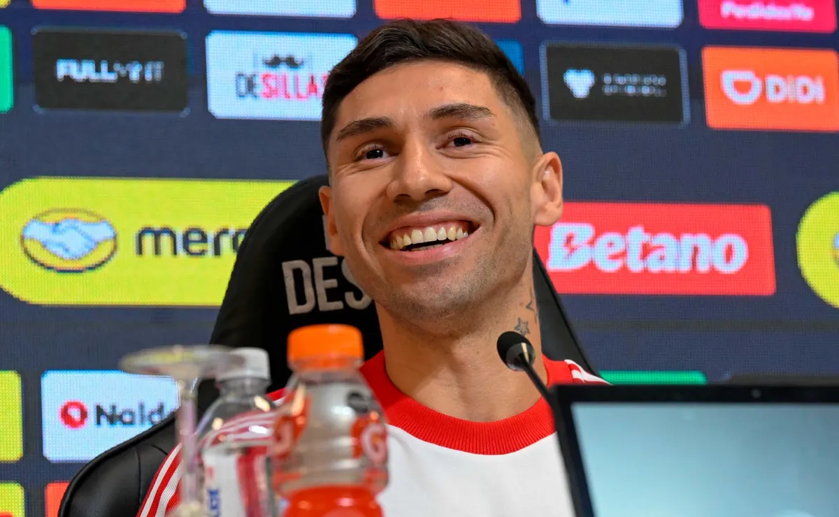 Gonzalo Montiel le respondió a los jugadores de Boca tras criticar a ...