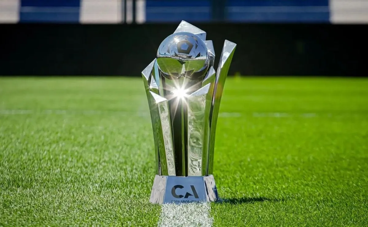 Independiente, Racing y San Lorenzo jugarán por Copa Argentina antes ...
