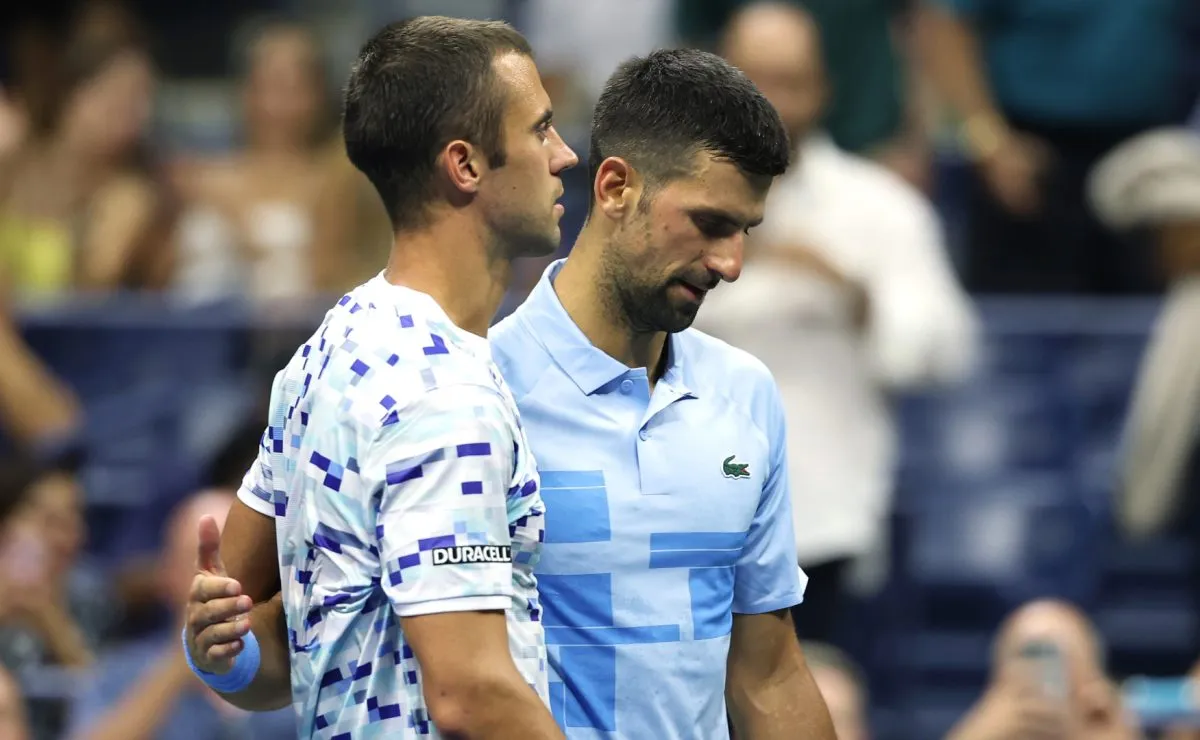 Novak Djokovic felicita al campeón del ATP de Santiago 2025