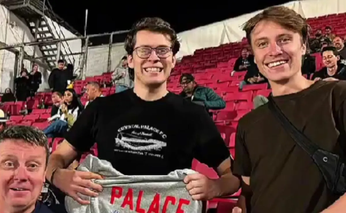 ¡Locura total! Hinchas del Crystal Palace presencian en el Estadio ...