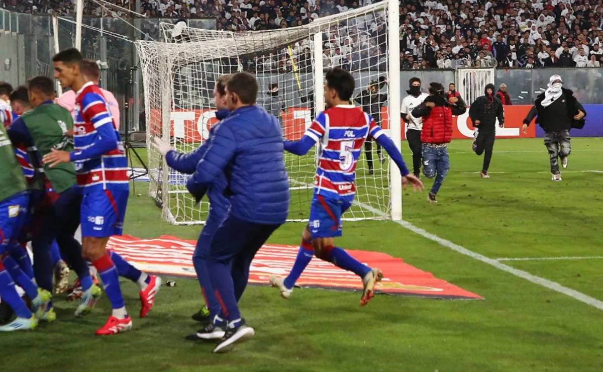 Fortaleza exige los puntos y pide "castigo ejemplar" para Colo Colo