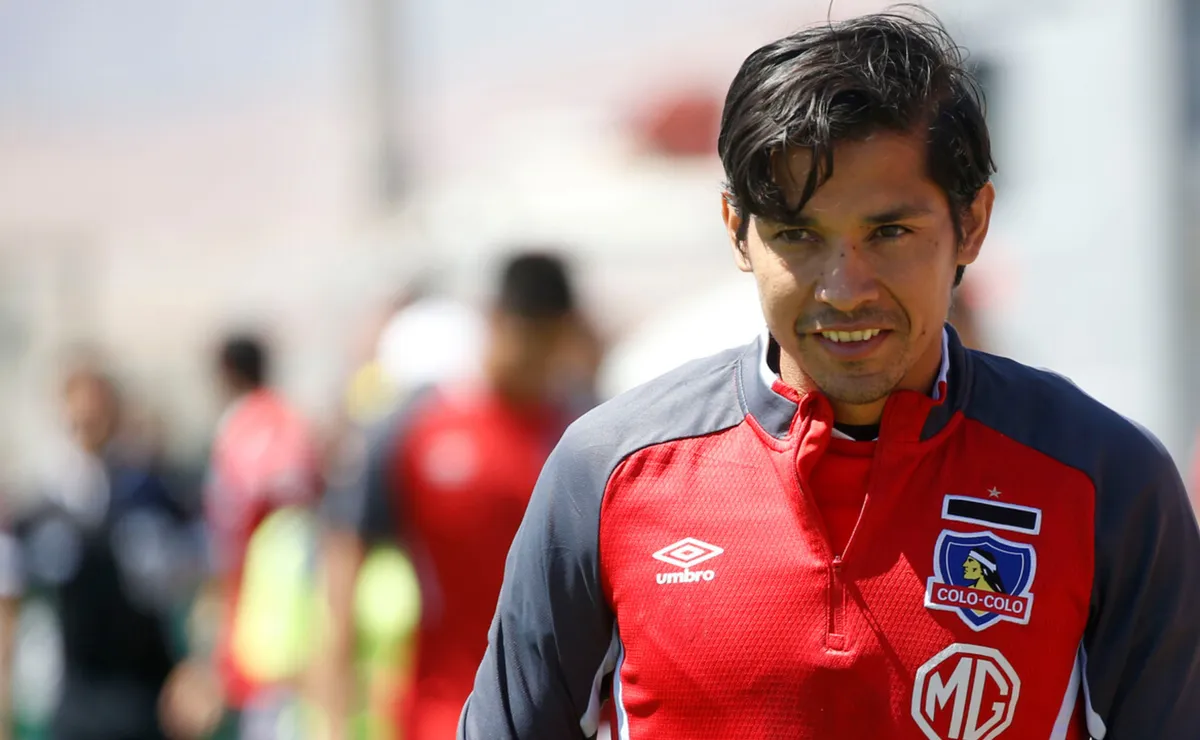 Matías Fernández volverá al fútbol en un sorpresivo partido