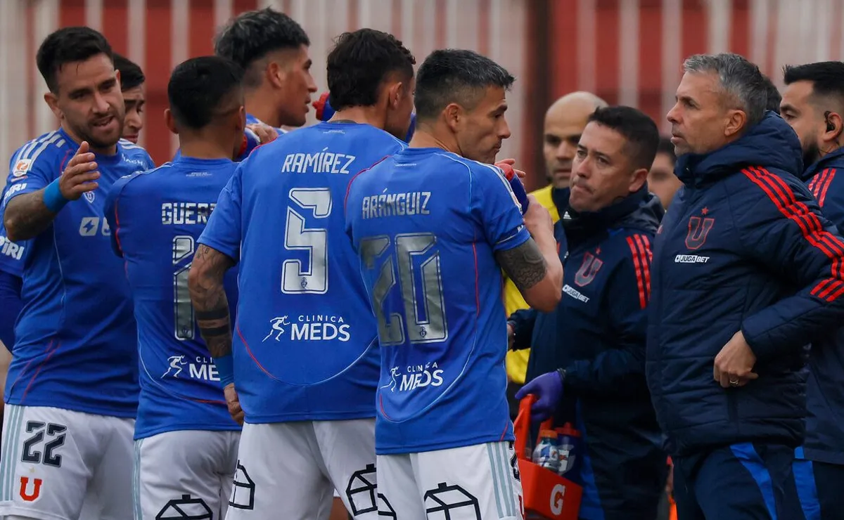 La reacción del camarín de la U a la salida de Álvarez: "El plantel ...