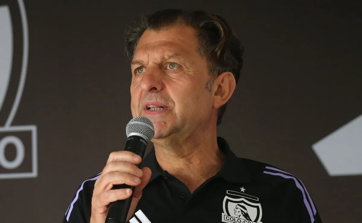 Duro revés de Aníbal Mosa en Colo Colo a una semana del Superclásico